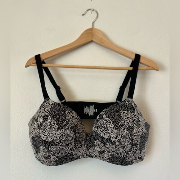 knix | Intimates & Sleepwear | Knix Wing Womancontour Bra In Lace Peony ...